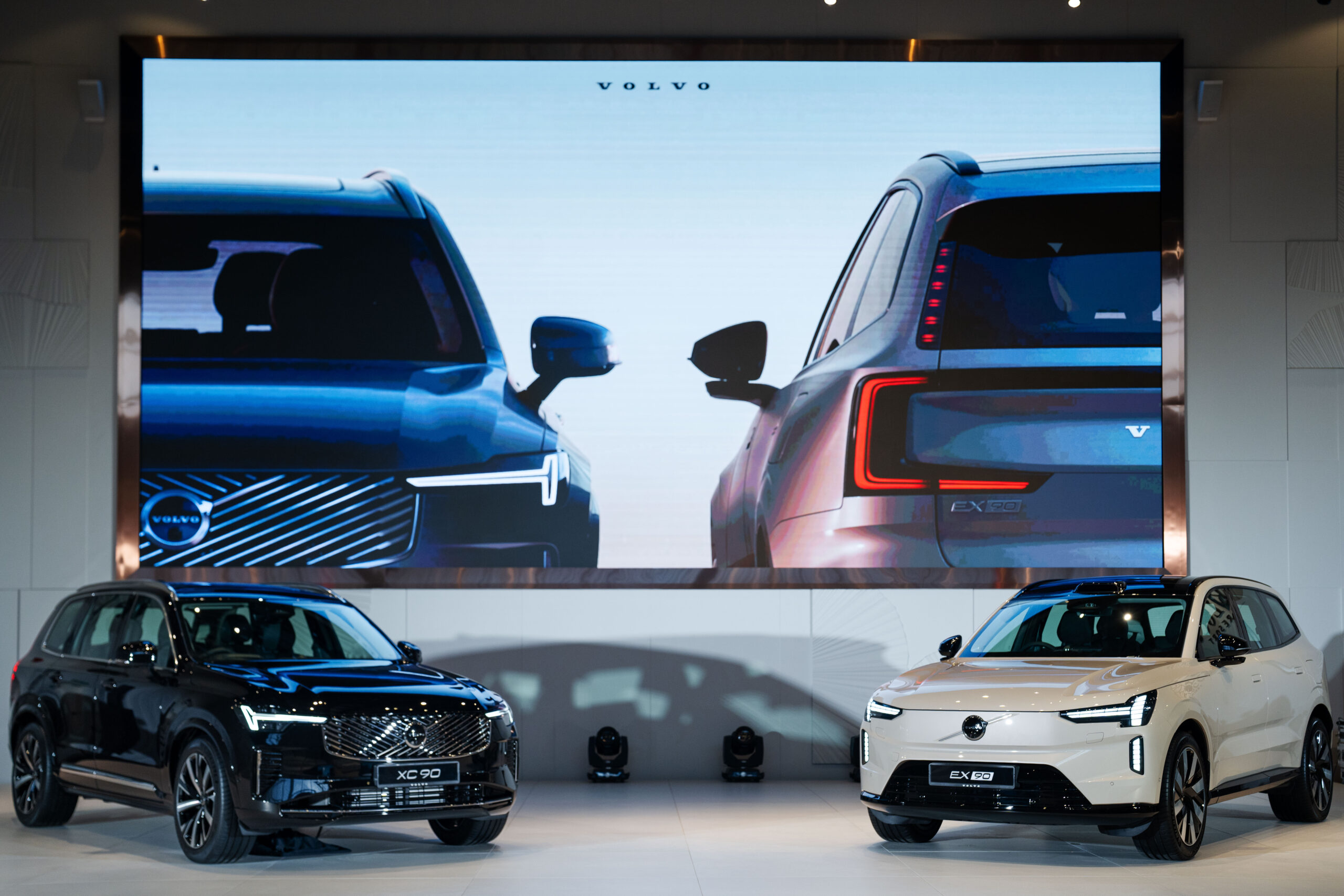 Volvo EX90 Proves Smart Cars Are Getting Smarter